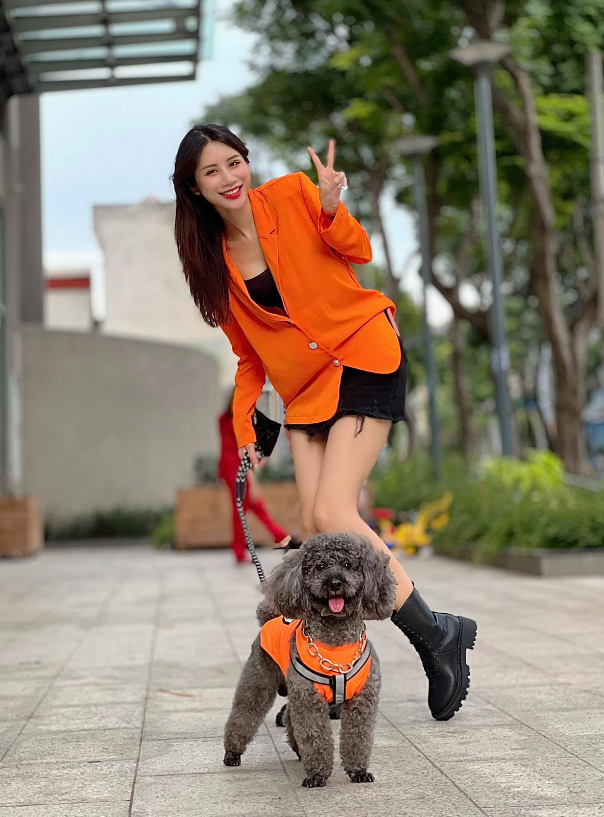 Streamer: Có thật, ngồi "chém gió" cũng kiếm trăm triệu mỗi tháng ...