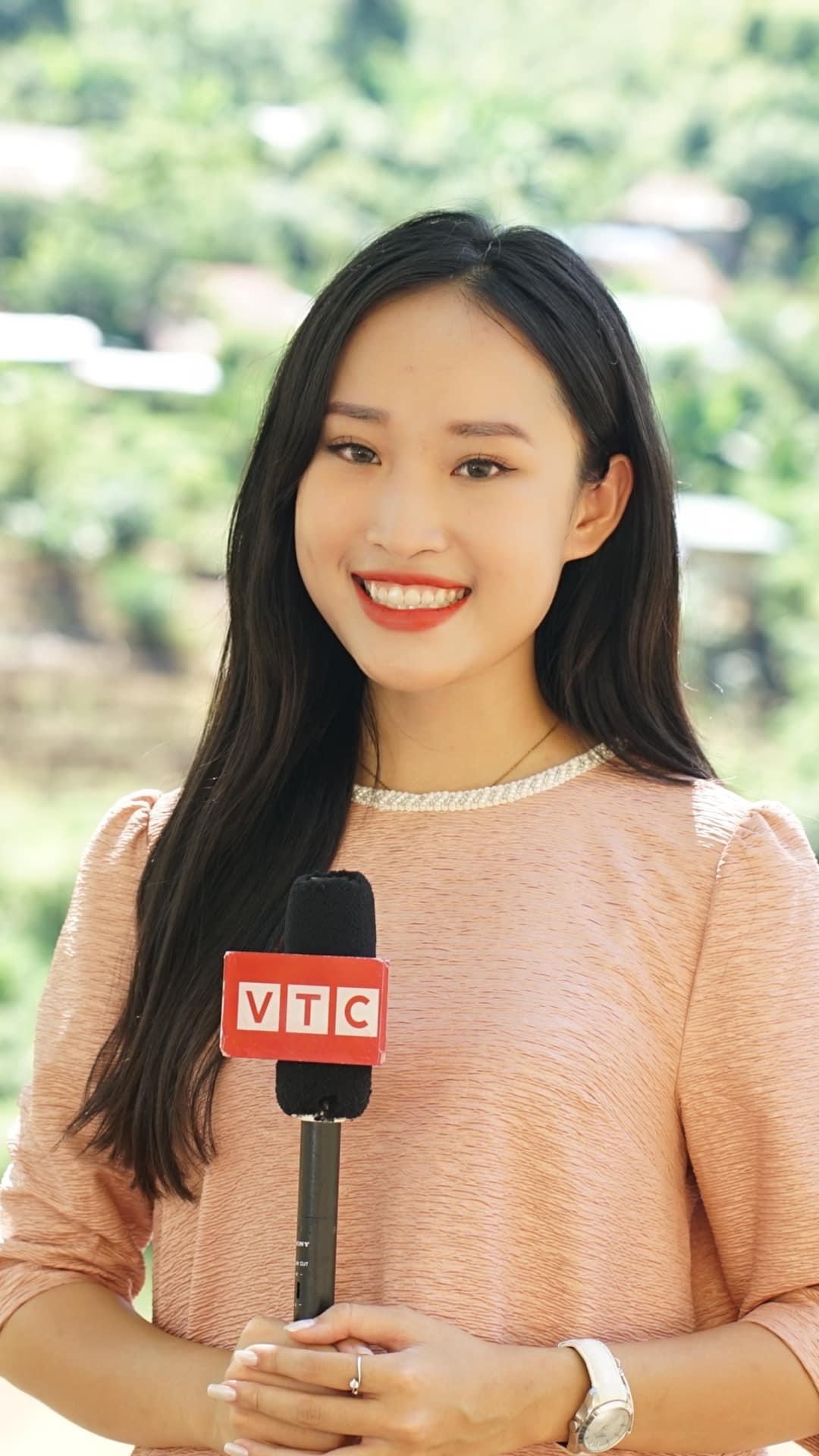 MC Ngân Hà truyền cảm hứng cho các MC nhí | Báo Dân trí