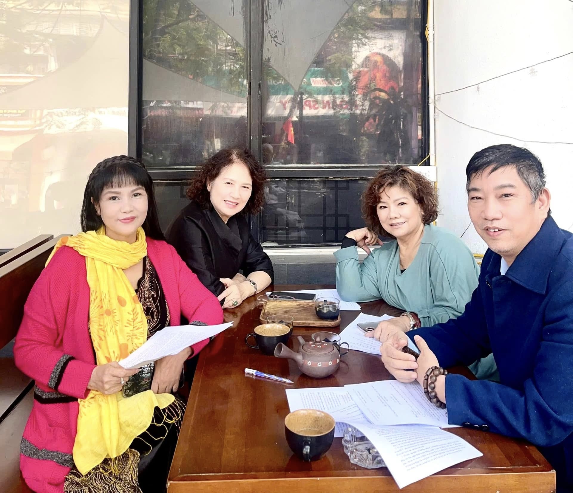 NSND Thanh Ngoan làm Giám đốc Trung tâm Bảo tồn Nghệ thuật Truyền thống | Báo Dân trí