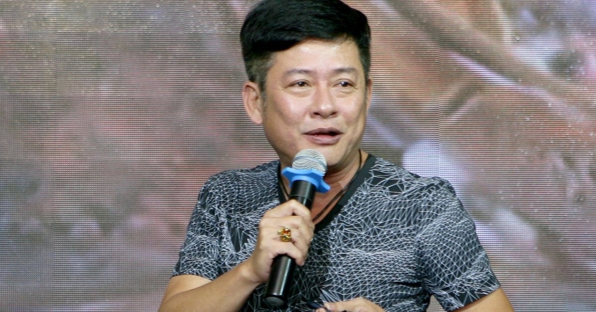 Nghệ sĩ hài Tấn Beo ngã cầu thang, lưng bị tổn thương nặng | Báo Dân trí