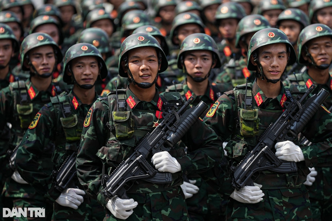 Bảng lương dự kiến của sĩ quan, hạ sĩ quan quân đội và công an từ ngày ...