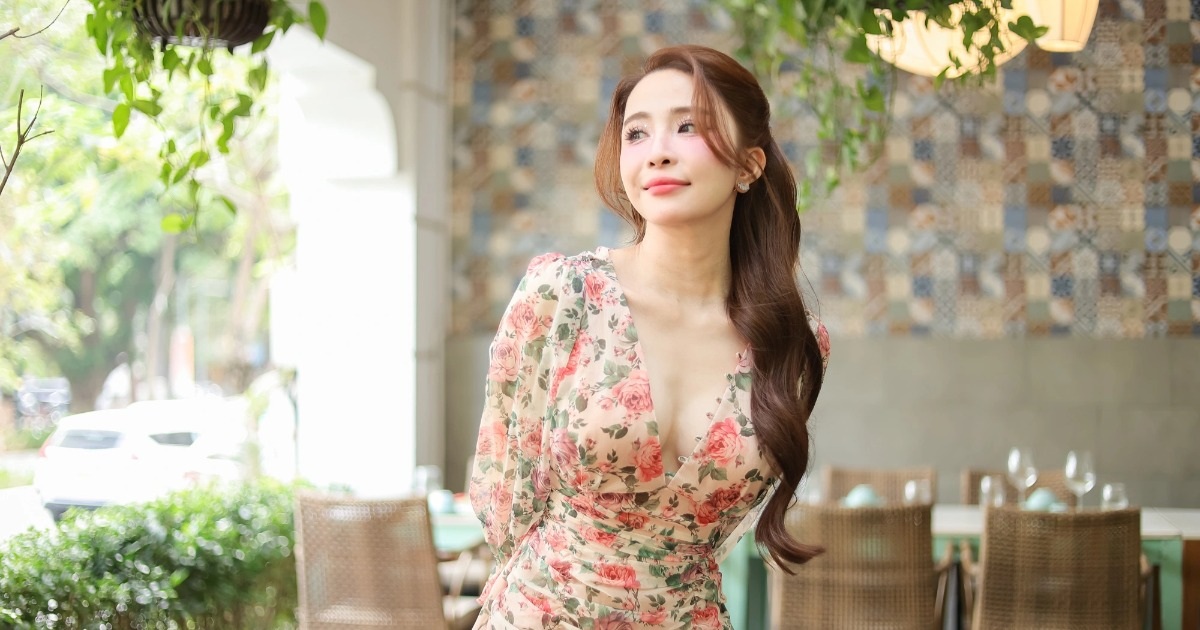 Quỳnh Nga "lột xác" sau 16 năm, U40 được khen trẻ trung, nóng bỏng | Báo Dân trí