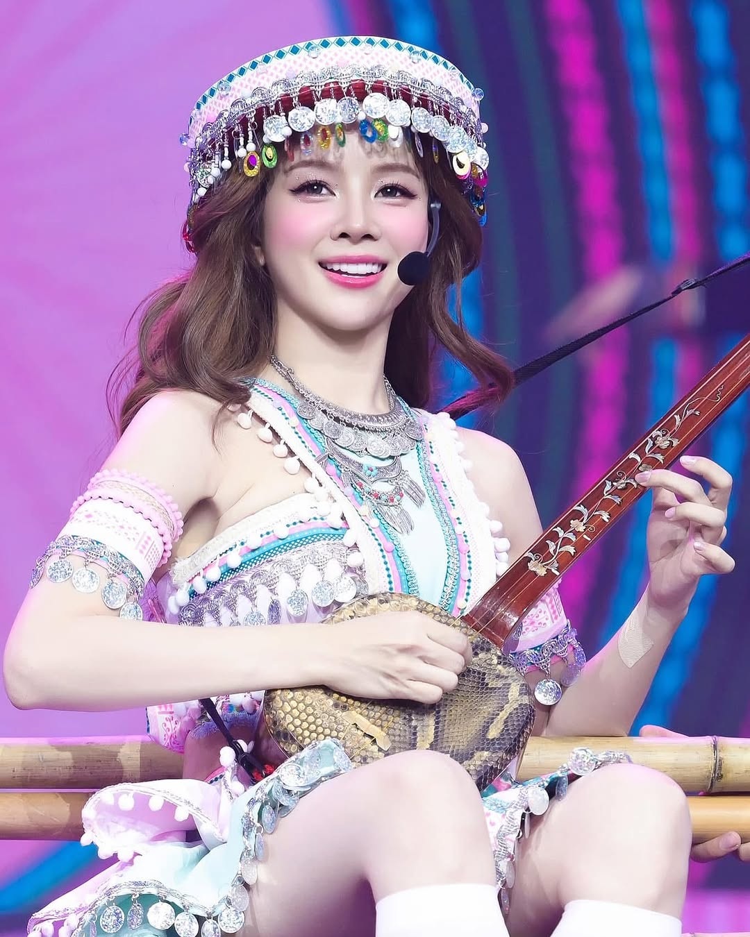 DJ Mie tuổi 30: Ở biệt thự xa hoa, gây sốt "Chị đẹp" nhờ vũ đạo gợi cảm ...
