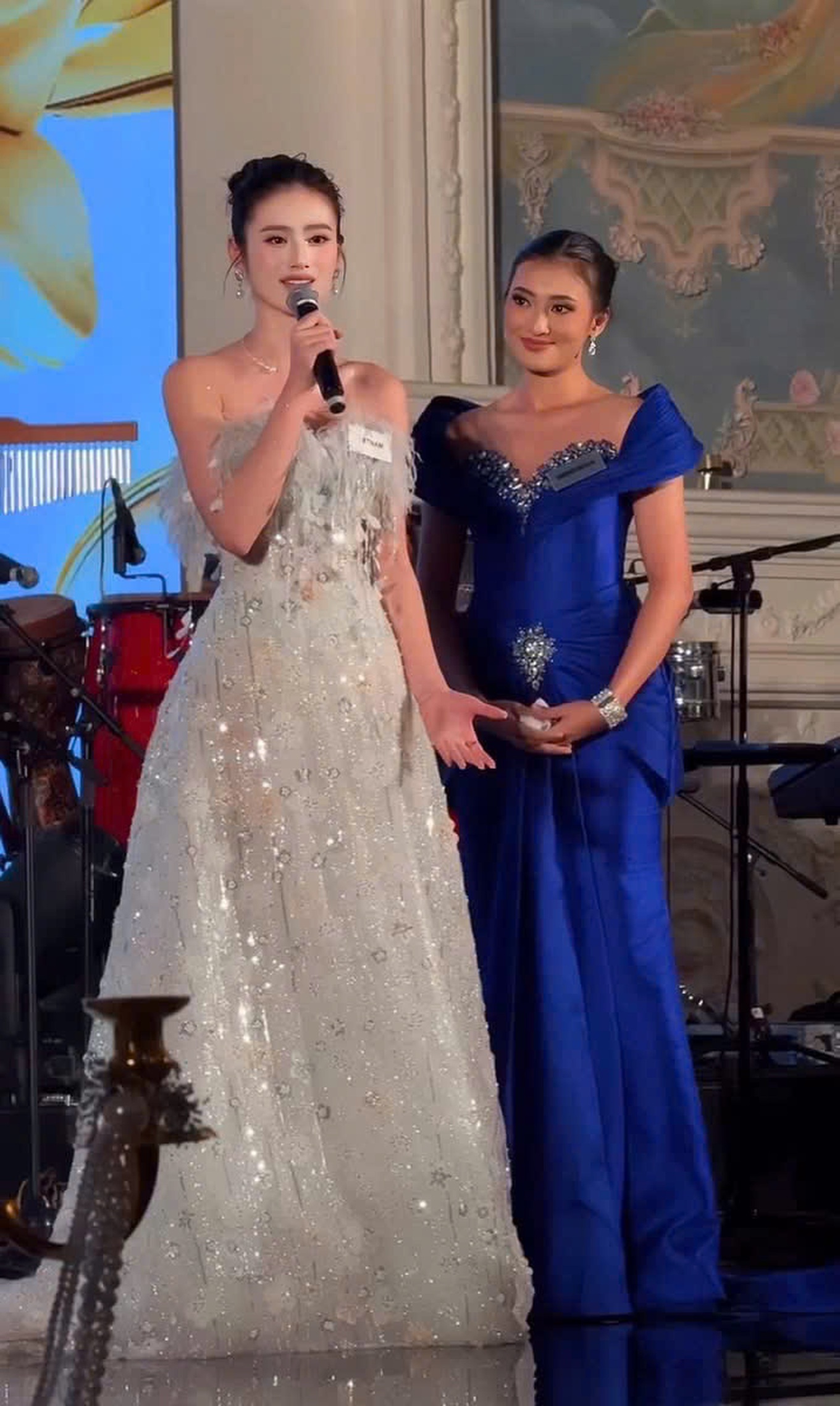 Y Nhi entró en el top 8 de Miss Caridad, top 3 de Miss Medios