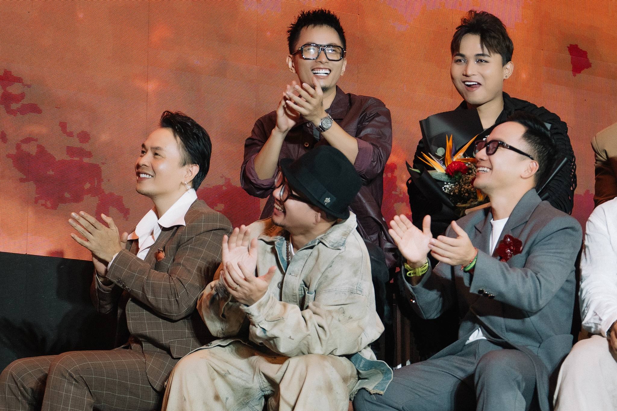 Rapper Rhymastic: "Vợ ghen khi tôi khoác tay fan nữ" | Báo Dân trí