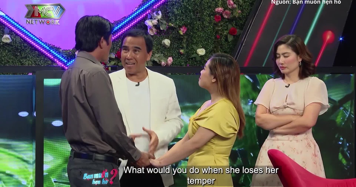 Video: Người đàn ông chưa từng kết hôn chinh phục mẹ một con kém 10 tuổi | Báo Dân trí