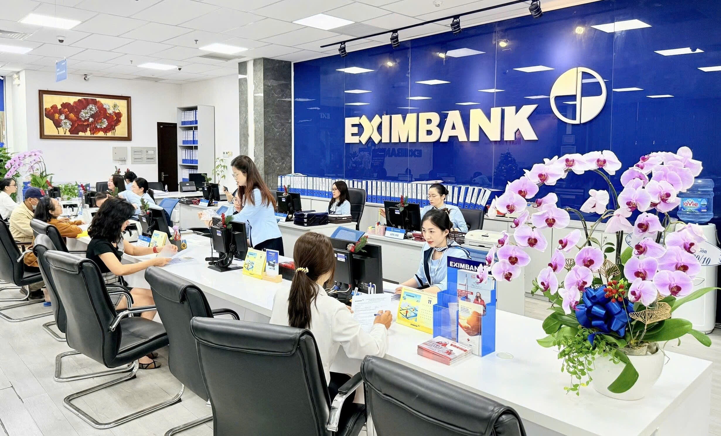 Nhiều điểm sáng trong bức tranh tài chính của Eximbank | Báo Dân trí