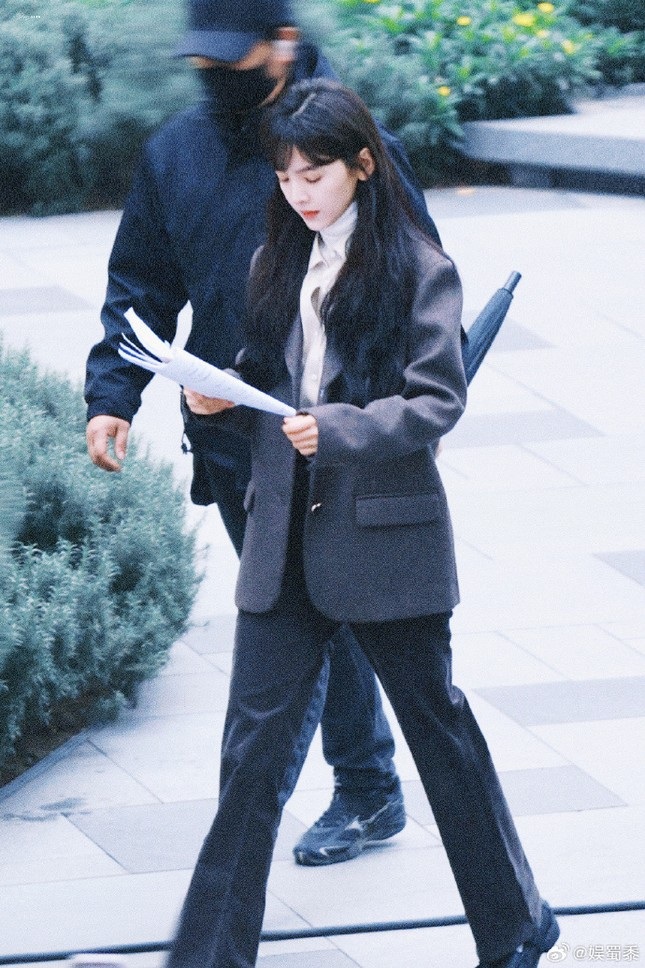 Nữ thần thanh xuân thế hệ mới hút 70 triệu lượt xem nhờ một bức ảnh | Báo Dân trí