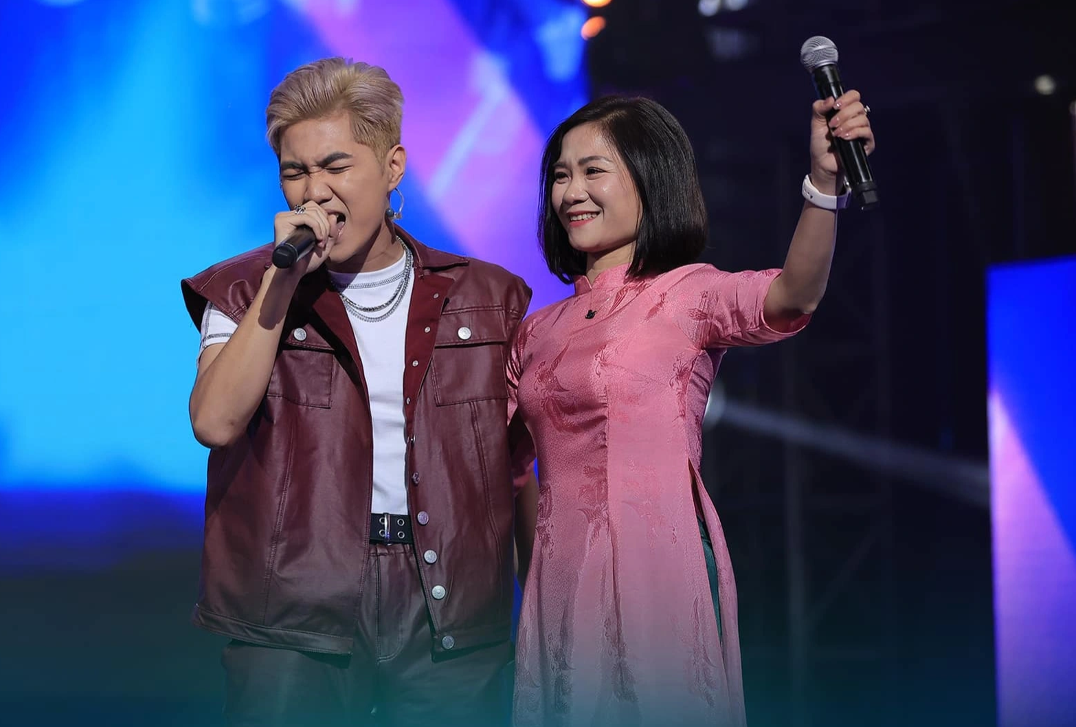 Rapper Captain: "Mẹ là hiệu trưởng nên âm nhạc tôi không thể nổi loạn ...