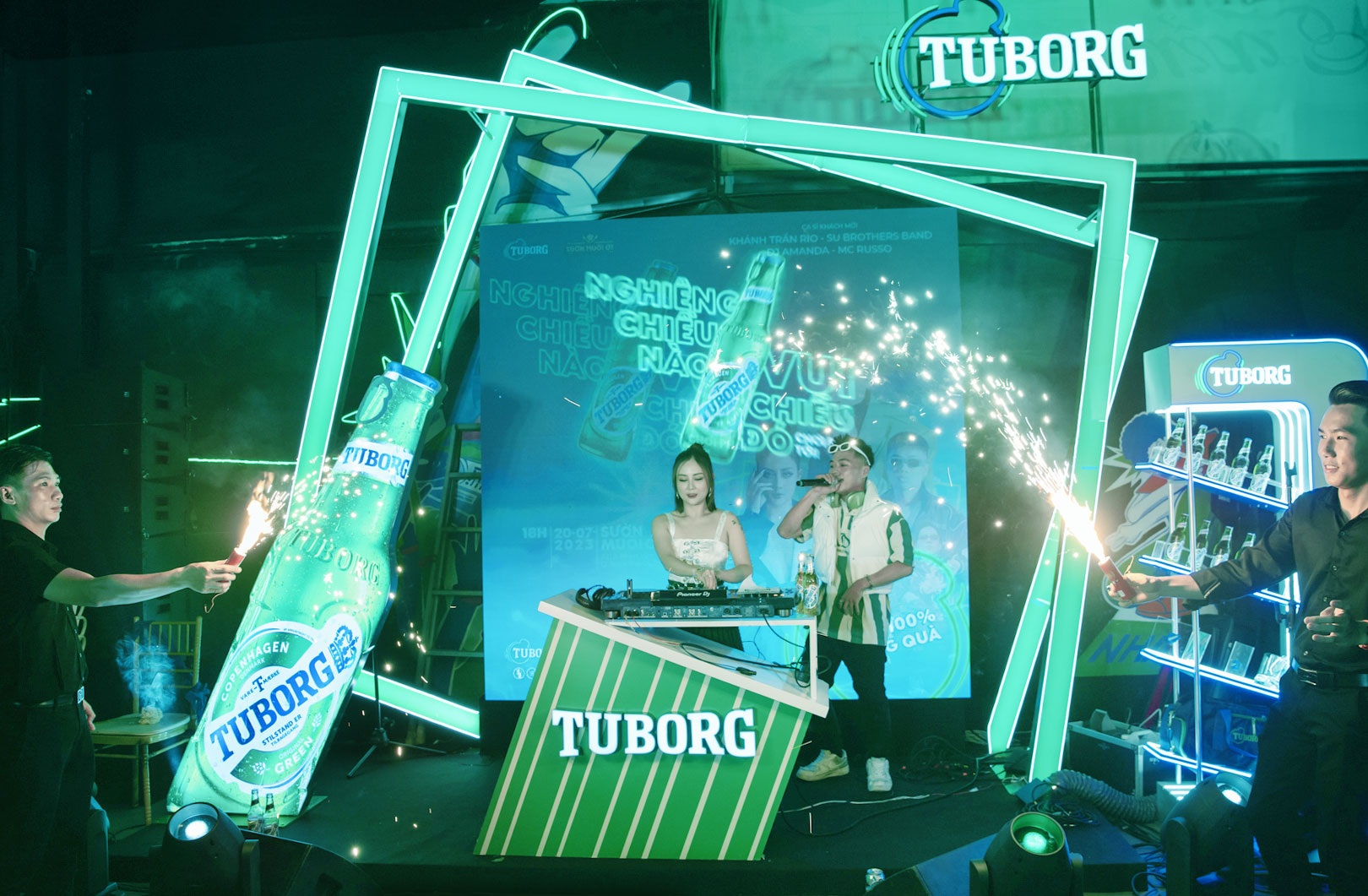 Loạt hoạt động "Nghiêng về phía cuộc vui" của Tuborg thu hút giới trẻ ...