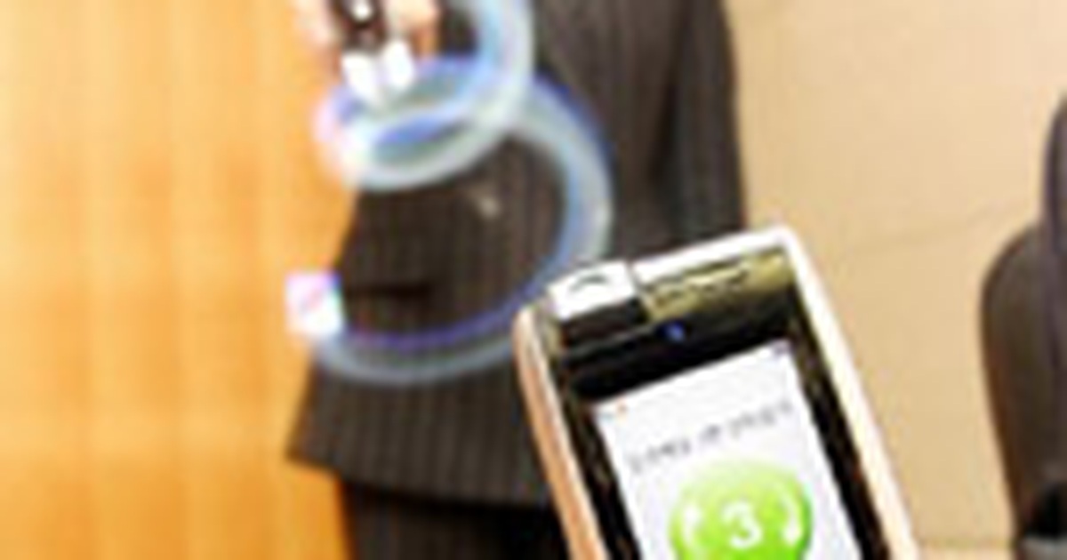 Cảm nhận chuyển động cùng Samsung SCH-S310 | Báo Dân trí