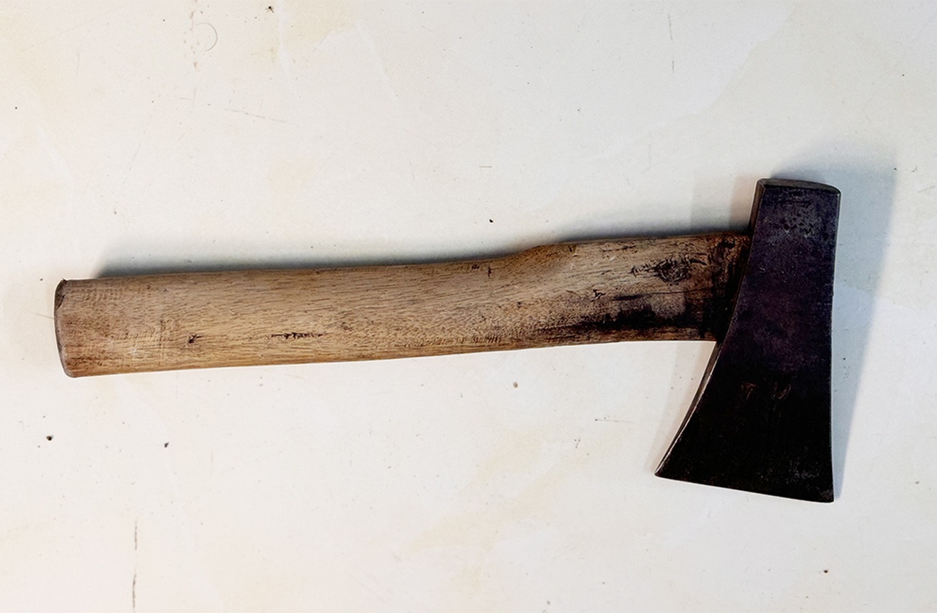 Lấy búa chém anh trai vì một câu nói | Báo Dân trí