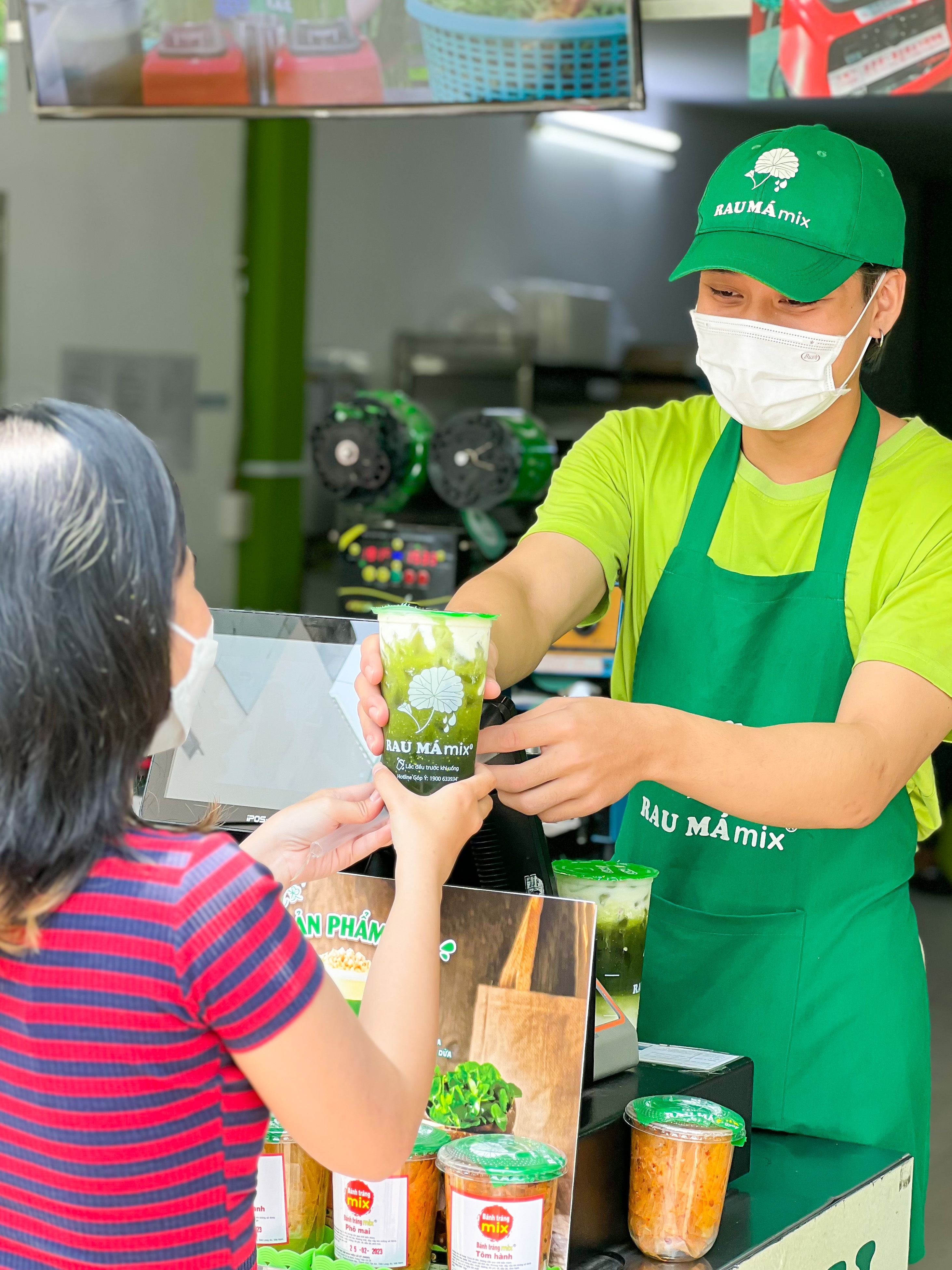 Rau Má Mix và hành trình 5 năm phát triển cùng nông sản Việt | Báo Dân trí