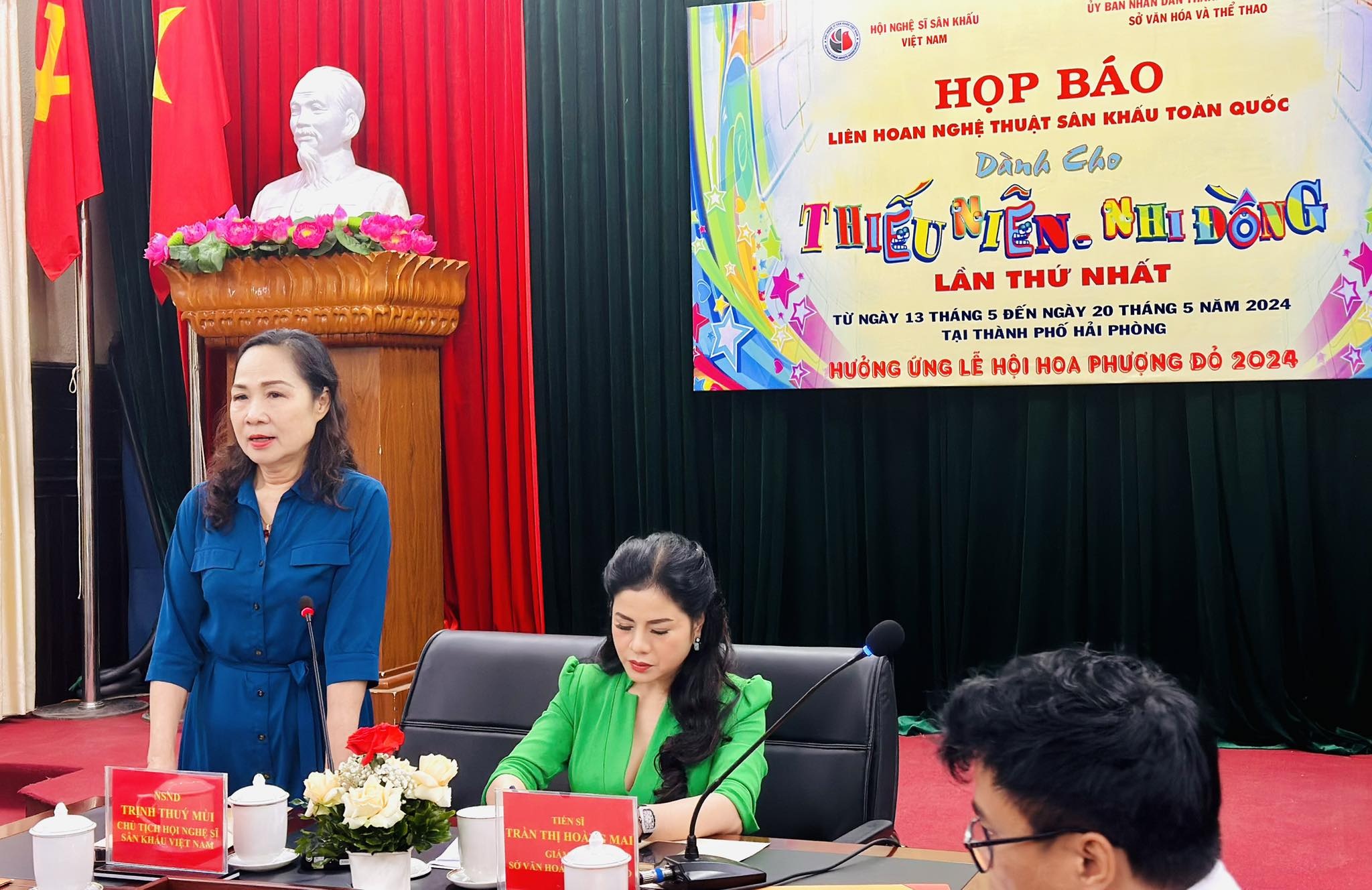 NSND Xuân Bắc bị "dè bỉu" khi mang kịch thiếu nhi thi Liên hoan sân khấu | Báo Dân trí