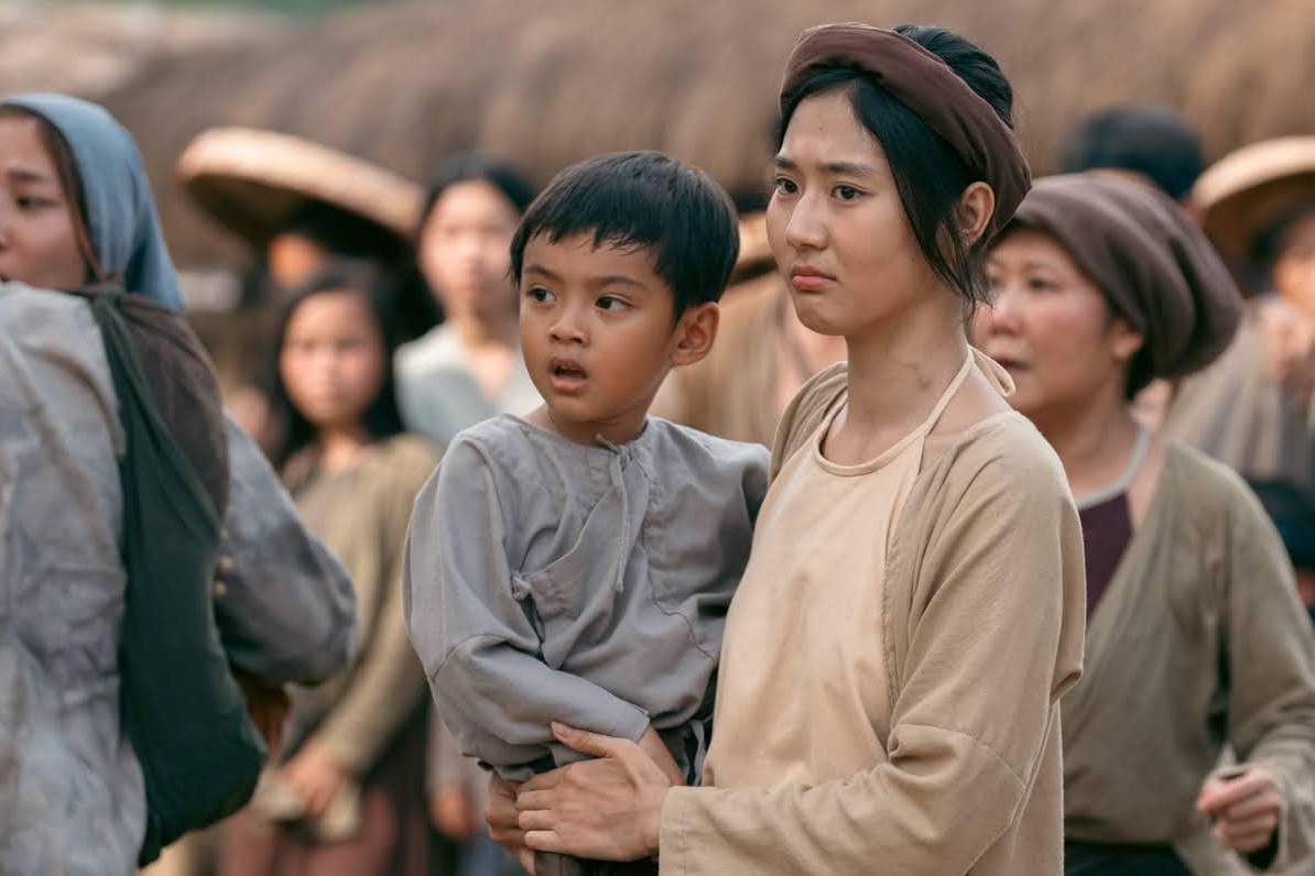 Phim kinh dị "Đèn âm hồn" bất ngờ vượt doanh thu phim Trấn Thành, Thu Trang | Báo Dân trí