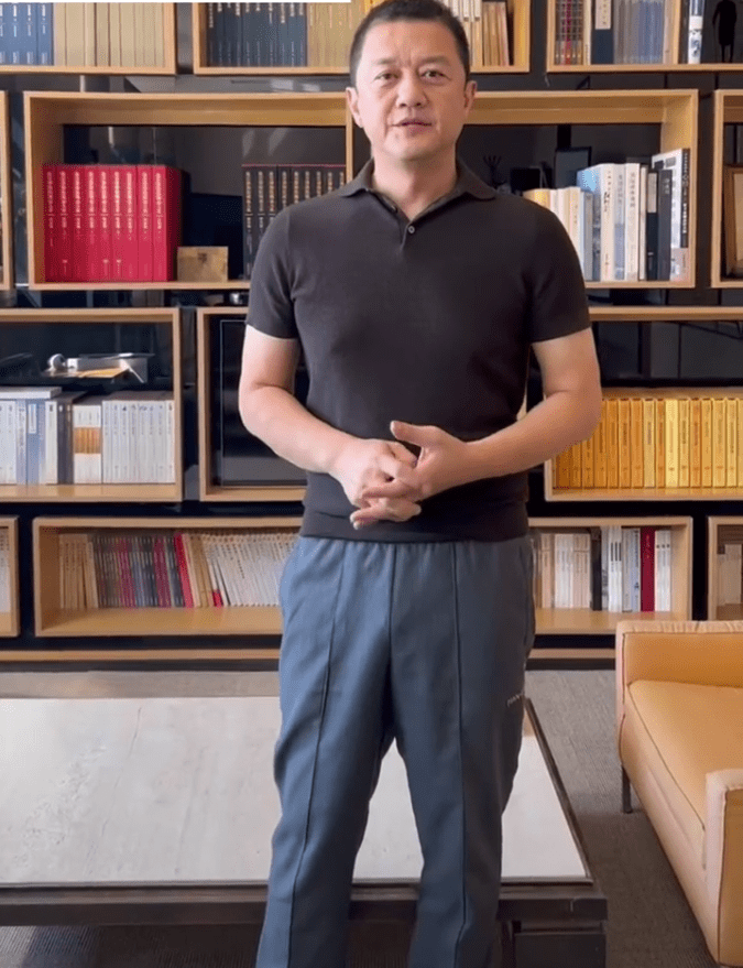 Lý Á Bằng: Từ hôn nhân tan vỡ với Vương Phi tới hạnh phúc mới ở tuổi 51 ...