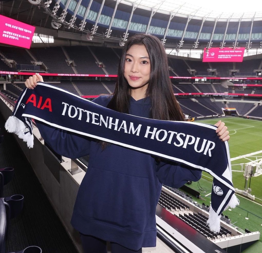 Thân hình nóng bỏng của mỹ nhân tốt nghiệp Đại học Harvard | Báo Dân trí