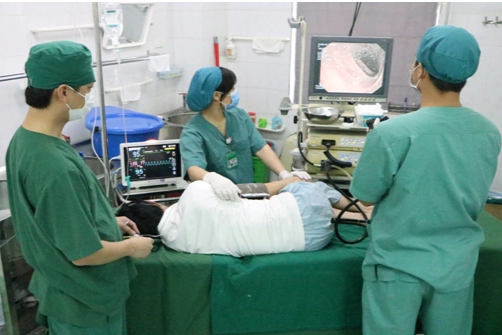 Những ai nên nội soi đại tràng để tầm soát ung thư? | Báo Dân trí