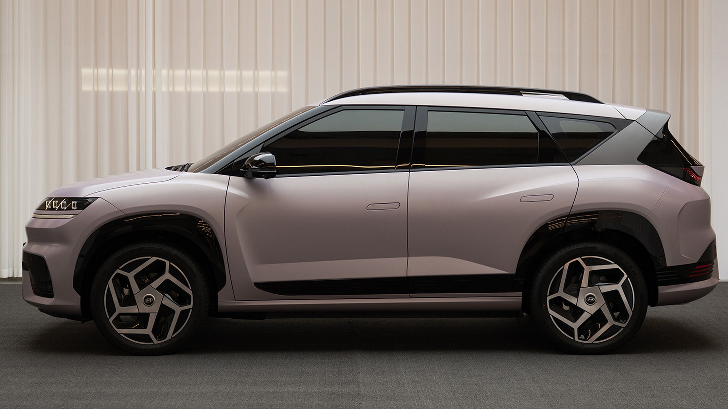 SUV điện của Hyundai chạy 700km mới phải sạc, hợp tác với hãng Trung Quốc | Báo Dân trí