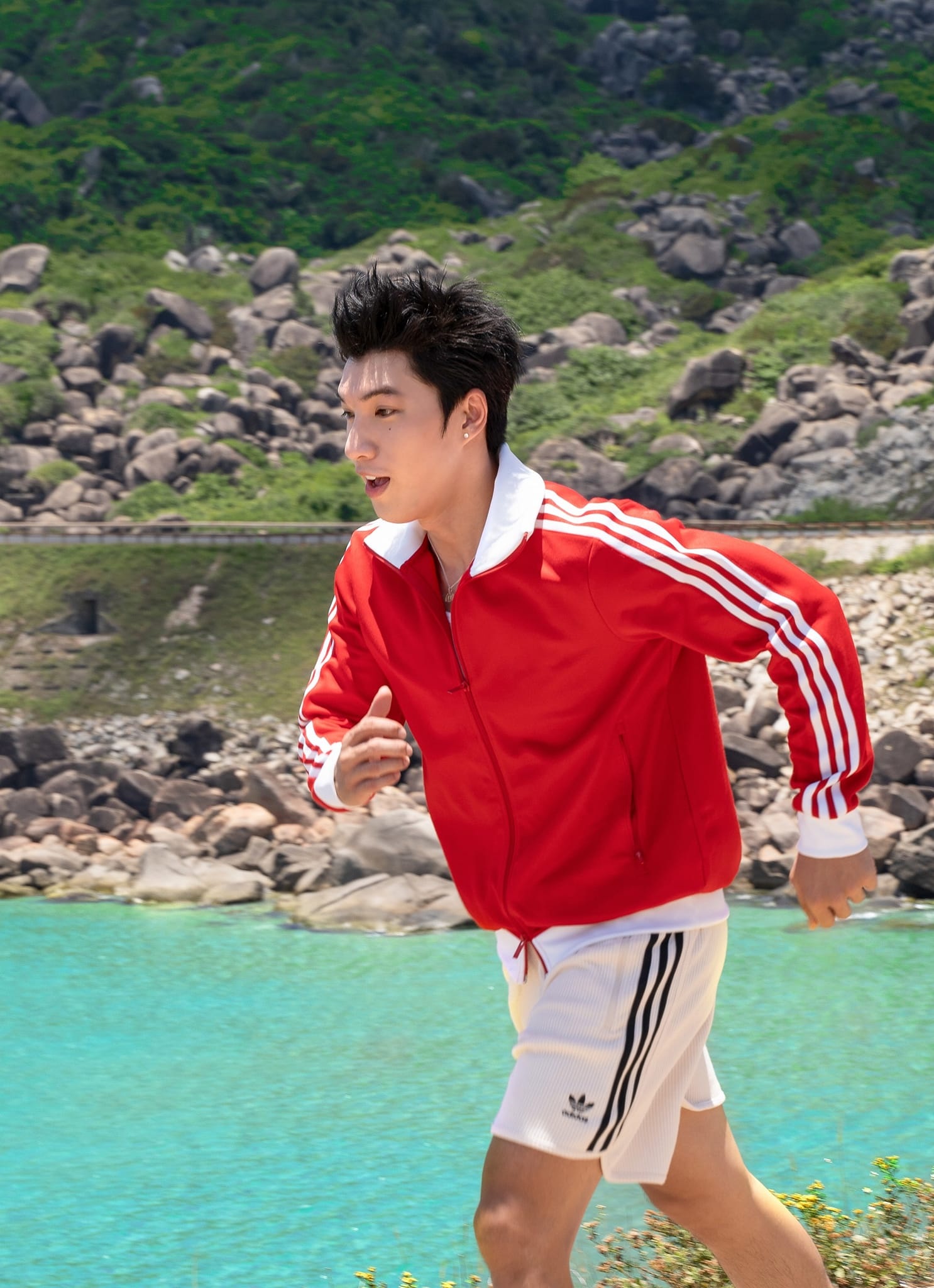 HIEUTHUHAI: Từng bị chê nhạt, sống khép kín giờ thành rapper "vạn người ...