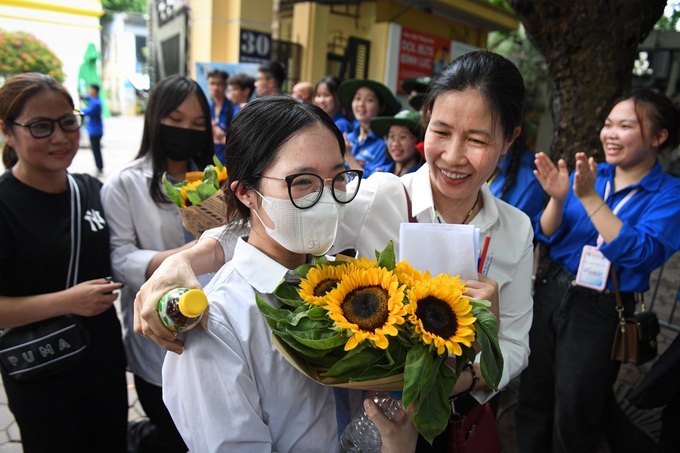 Điểm chuẩn Trường Đại học Văn Lang năm 2023 lấy 16-24 điểm | Báo Dân trí