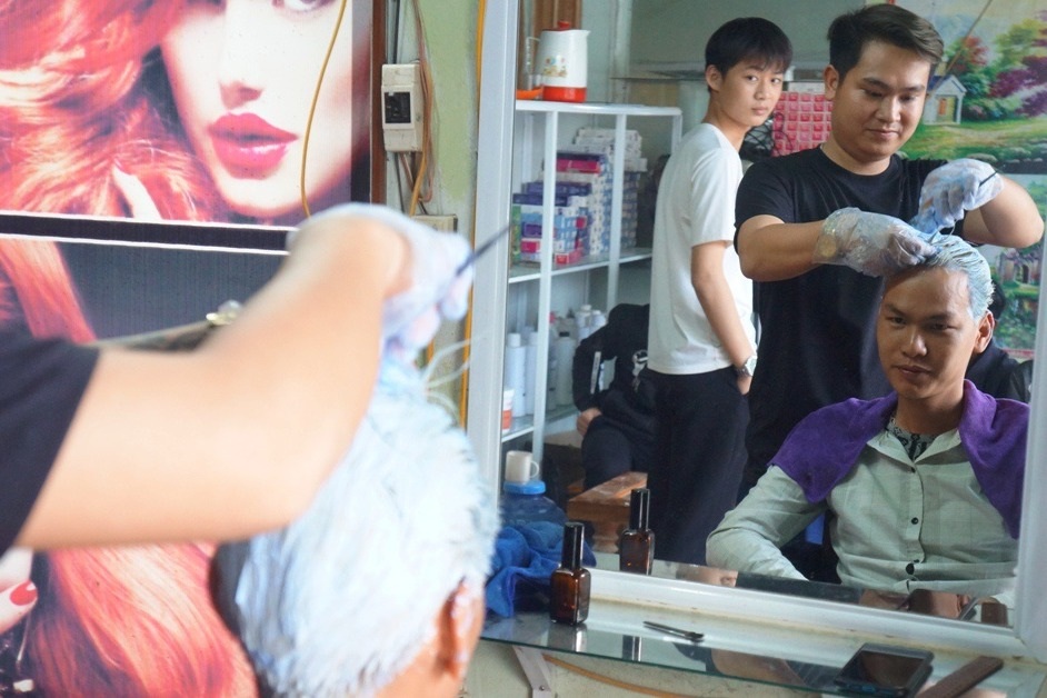 TP Vinh (Nghệ An): Nghề "cầm đầu thiên hạ" tất bật ngày cận Tết | Báo ...