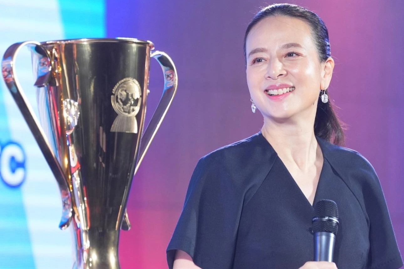 Madam Pang tuyên bố đanh thép khi đội nhà gặp khó trước tuyển Việt Nam | Báo Dân trí