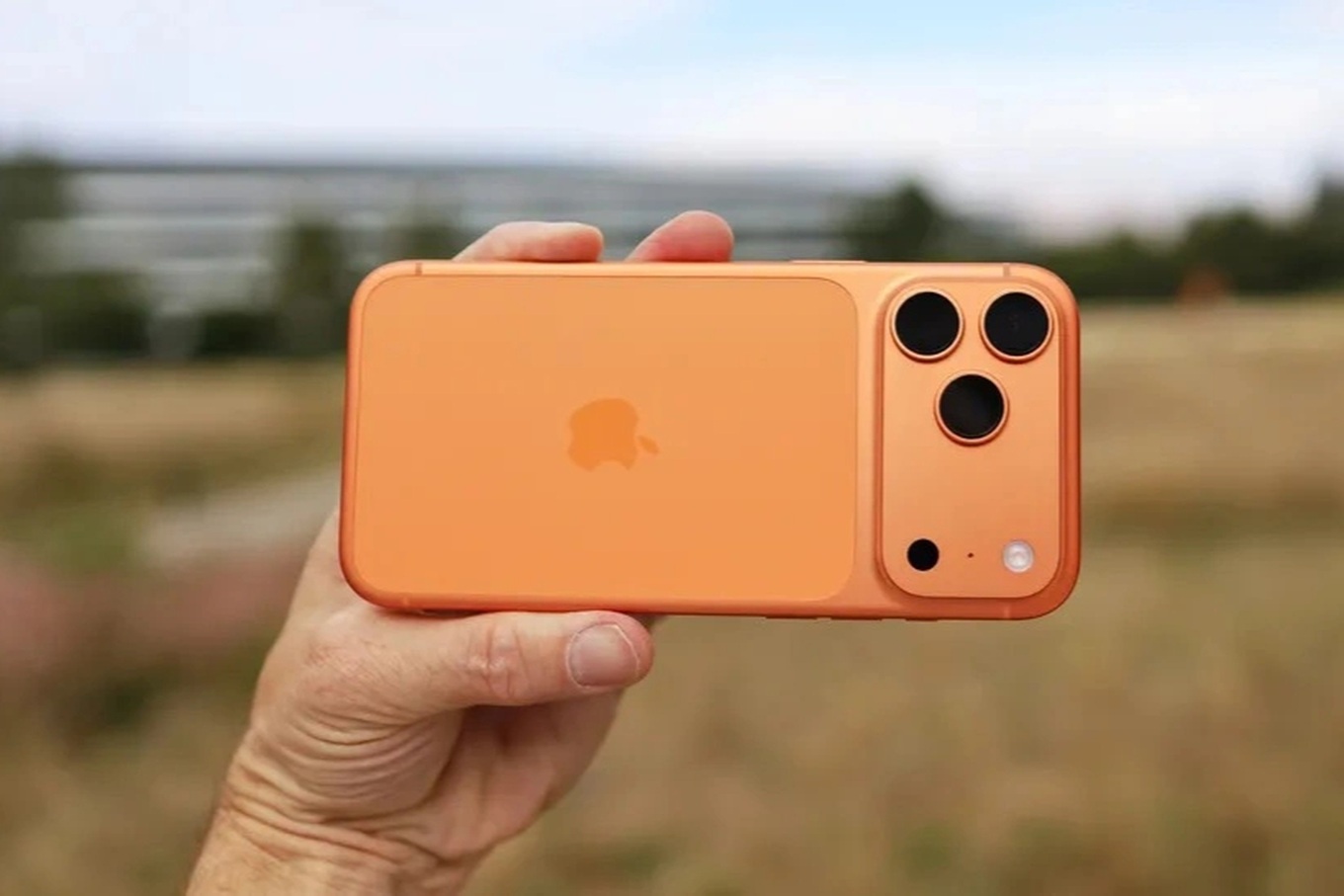 Selling early bird iPhone 17 Pro Max at a price of tens of millions of ...