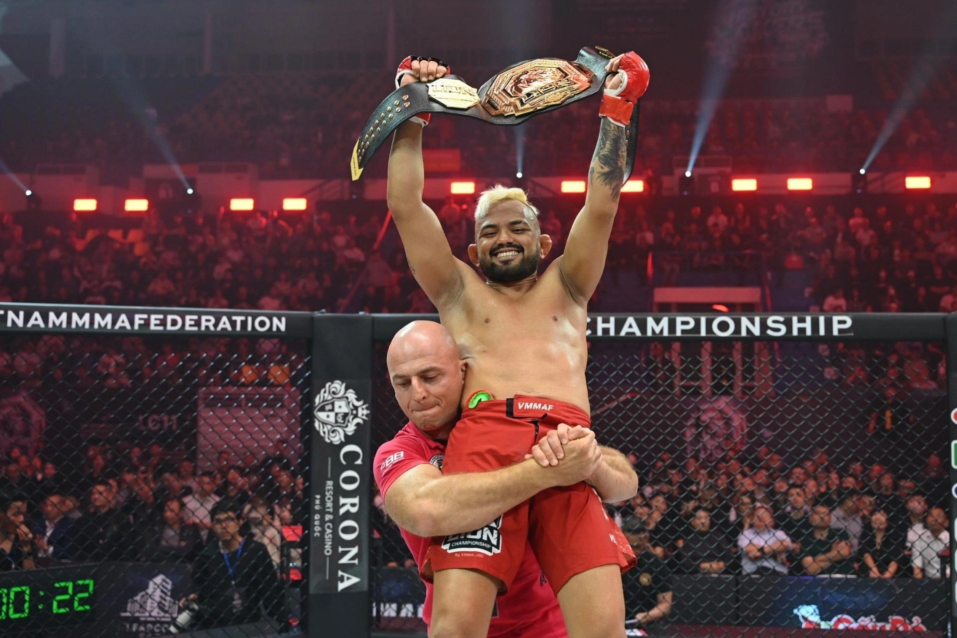 Võ sĩ Nhu thuật người Brazil giành đai vô địch MMA Championship | Báo ...