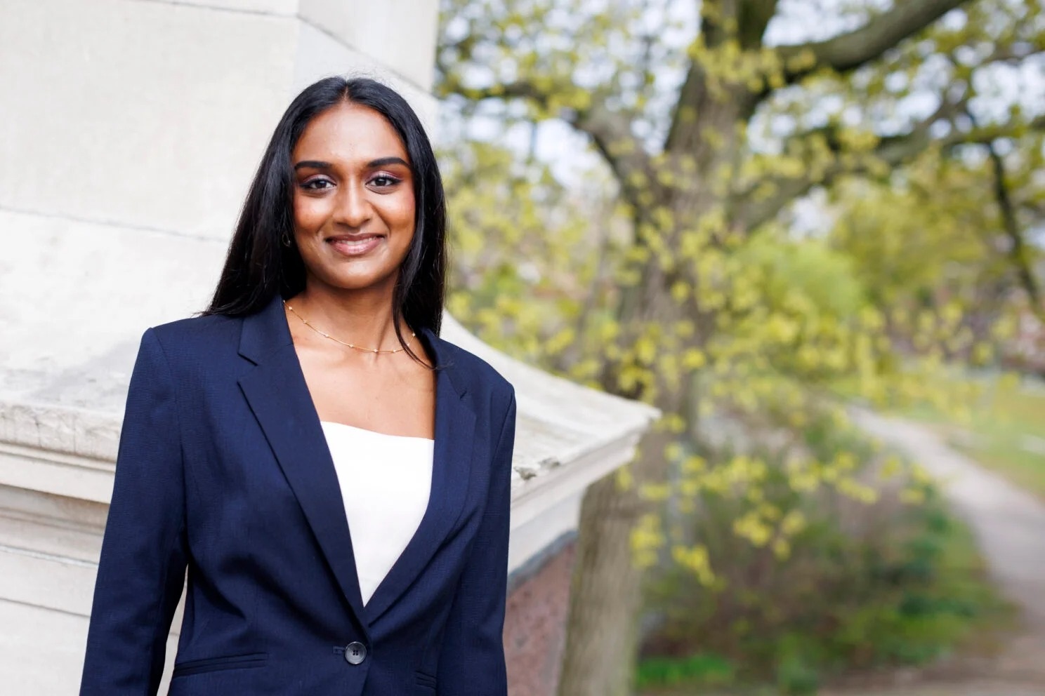 Bài phát biểu xúc động của nữ sinh viên Harvard trong lễ tốt nghiệp