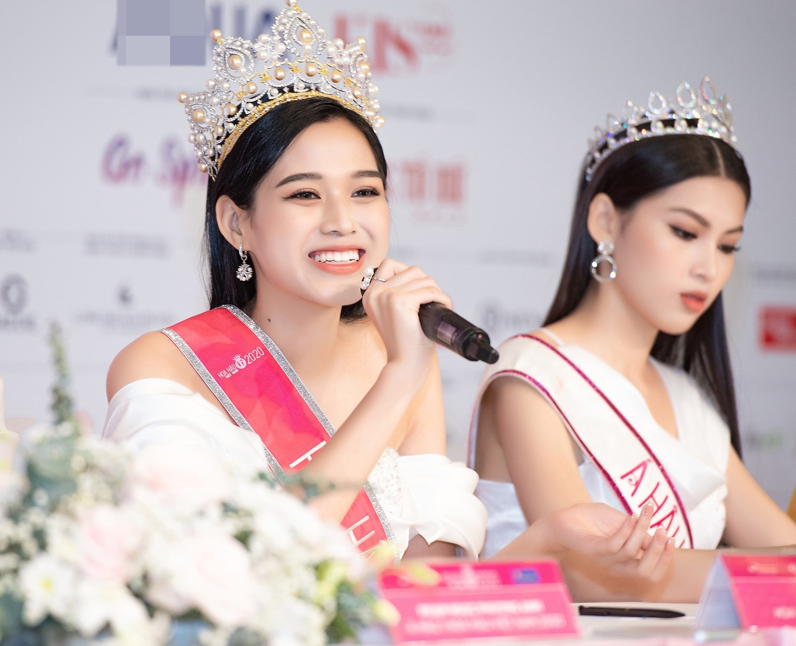 Đỗ Thị Hà nói gì về dòng trạng thái “Cuộc đời tôi là một câu chuyện ...