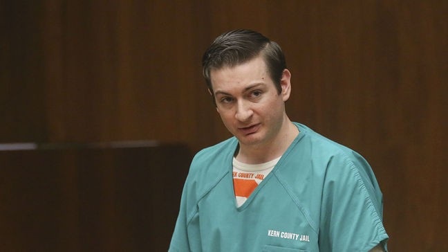 Người phụ nữ cùng "phi công" kém 11 tuổi lập mưu giết chồng | Báo Dân trí