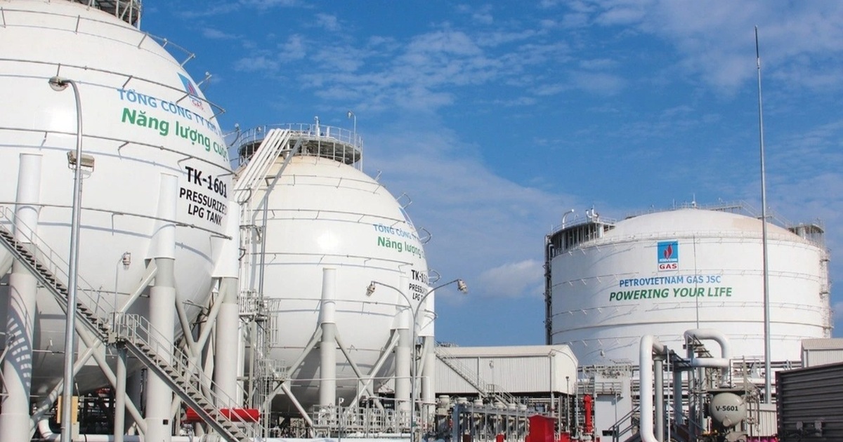 Giá điện khí LNG cao nhất là 3.327,42 đồng/kWh | Báo Dân trí