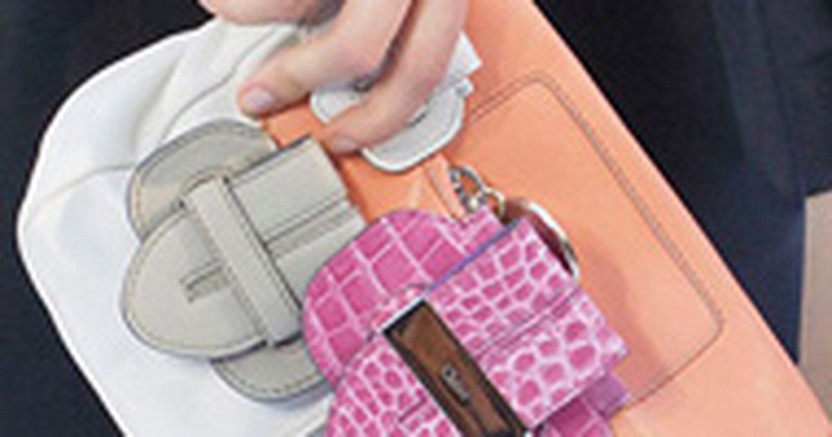 BST giày và ví của Chlóe | Báo Dân trí