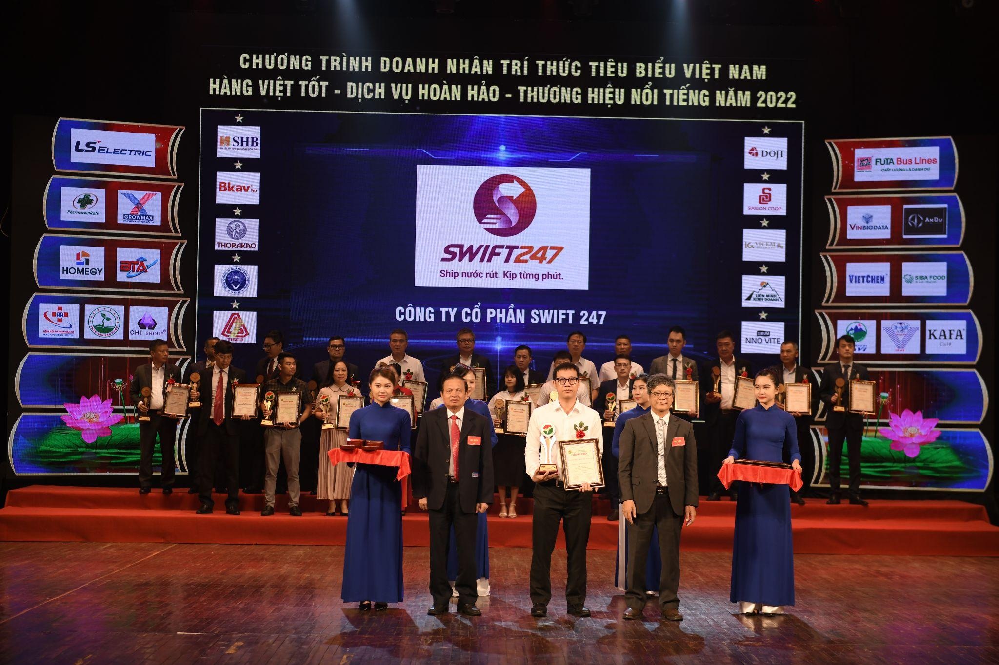 SWIFT247 vào "Top 20 dịch vụ hoàn hảo vì quyền lợi người tiêu dùng 2022 ...