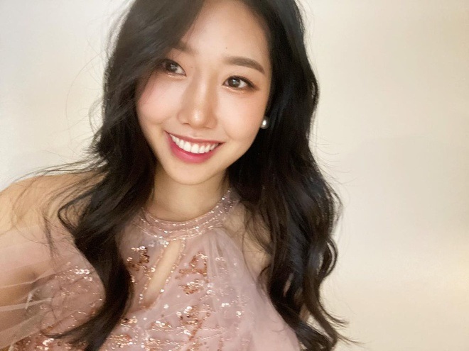 Người hâm mộ bất ngờ với hình ảnh mới của tân Hoa hậu Thế giới Hàn Quốc ...