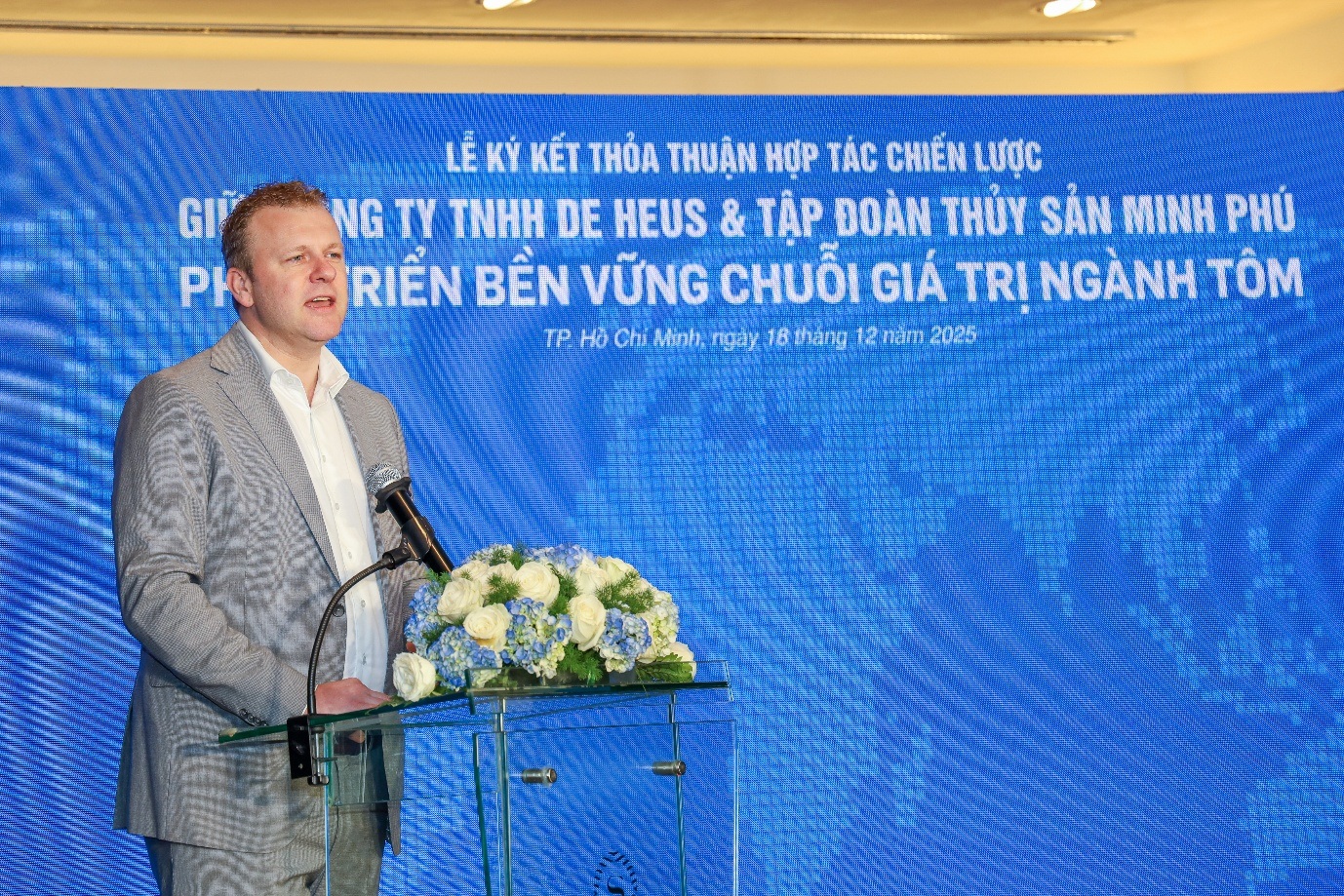 De Heus và Minh Phú hợp tác góp phần phát triển ngành tôm bền vững | Báo Dân trí