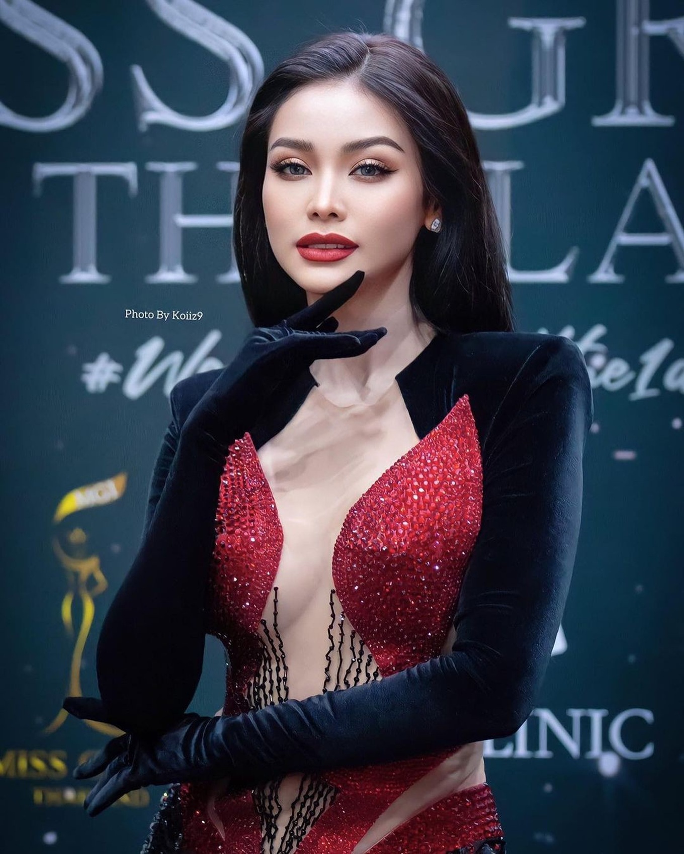 Nhiệm kỳ thị phi của hoa hậu theo đuổi phong cách hở bạo Engfa Wahara | Báo Dân trí