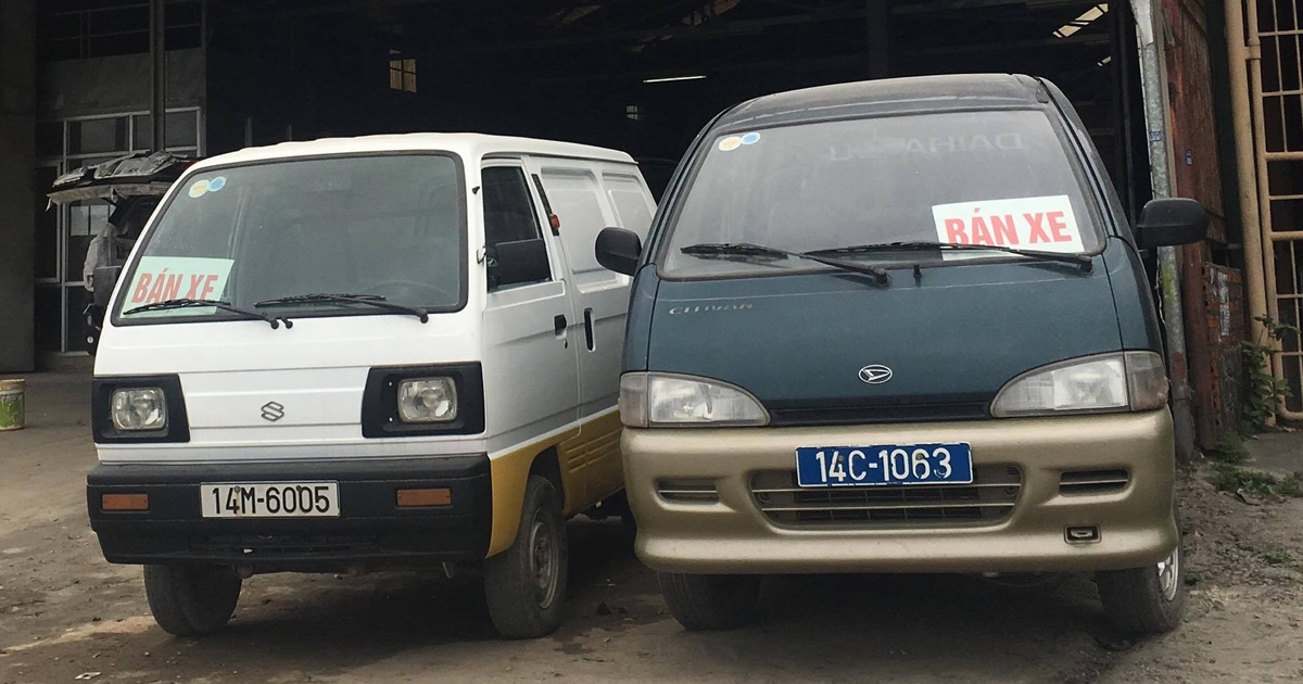 Thắc mắc về chiếc xe biển xanh được rao bán | Báo Dân trí