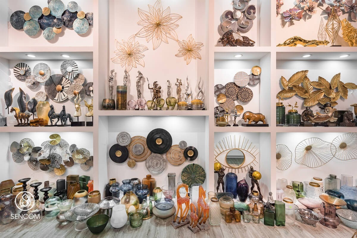 Hành trình phát triển của Sencom - showroom decor trang trí hàng đầu ...