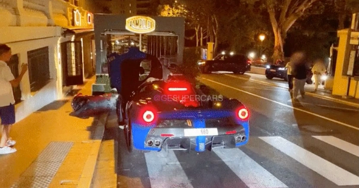 Bất cẩn đến khó tin, nhân viên trông giữ làm hỏng siêu xe Ferrari của ...